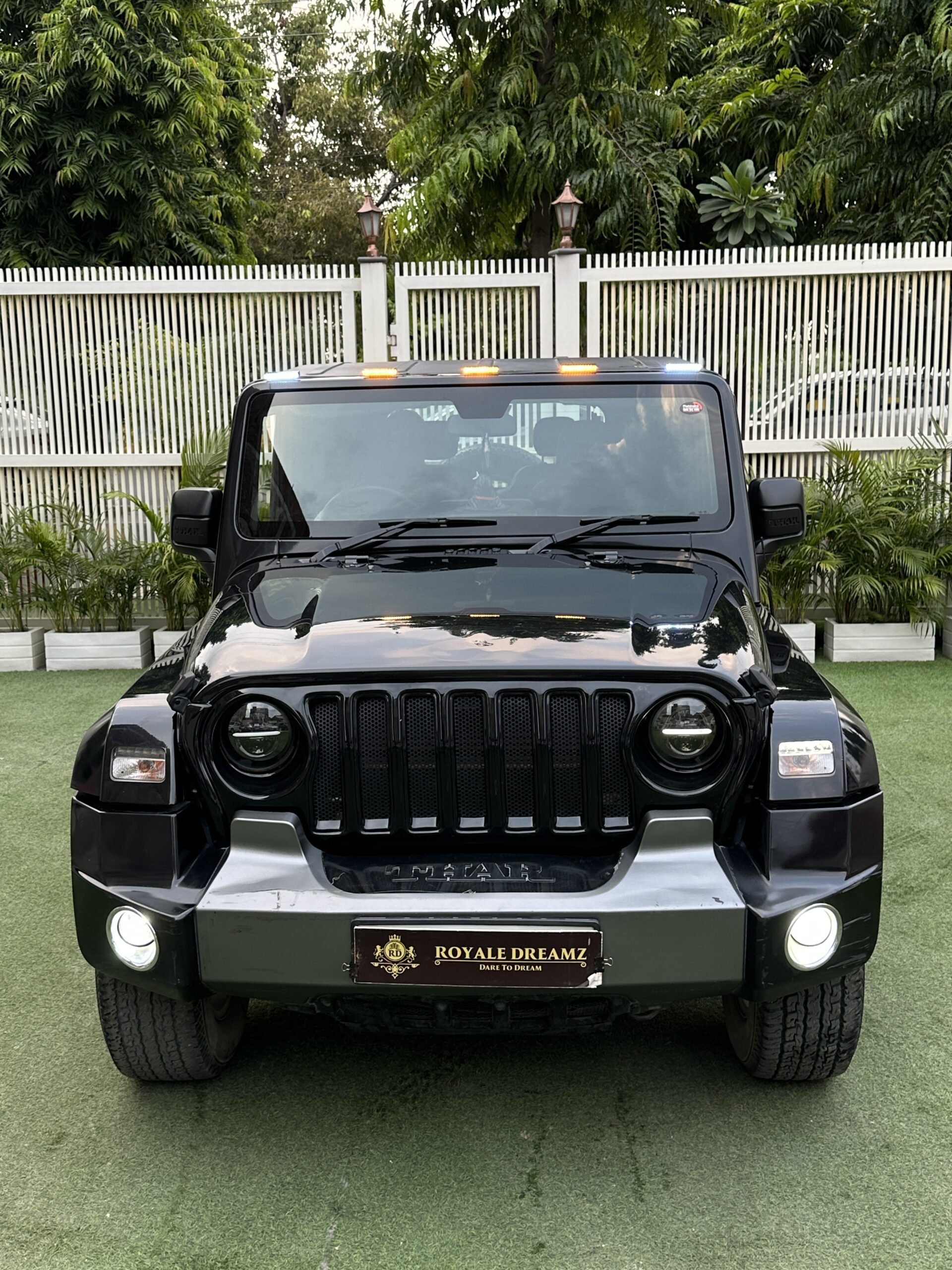 MAHINDRA THAR 4×4 – Royale Dreamz